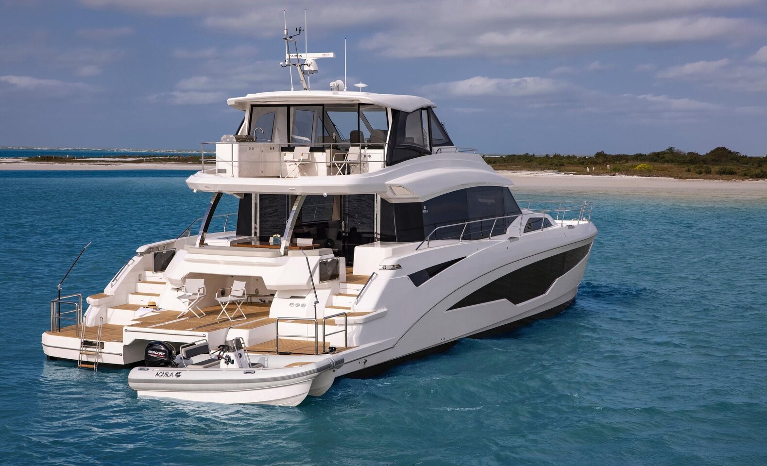 Aquila 70 Yacht – 360/VR Virtual Tour – VRCLOUD